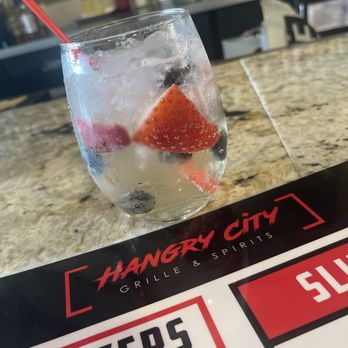 HANGRY CITY GRILLE AND SPIRITS - Updated June 2026 - 270 Photos & 317 ...