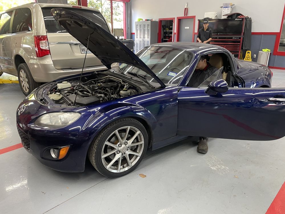 MARTINEZ AUTO REPAIR - Updated July 2025 - 11 Photos - 7511 Burleson Rd ...