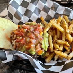 BUSHMILL TAVERN - Updated May 2025 - 131 Photos & 212 Reviews - 4017 ...