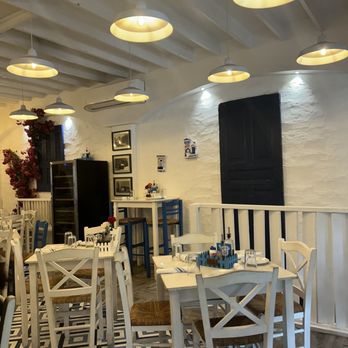 MERAKI GREEK BISTRO with 454 real customer photos - Updated August 2024 ...