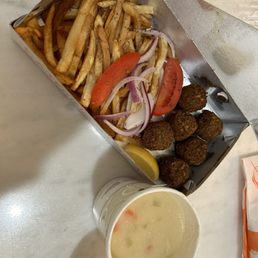 GYRO WORLD - Updated October 2025 - 95 Photos & 47 Reviews - 353 ...