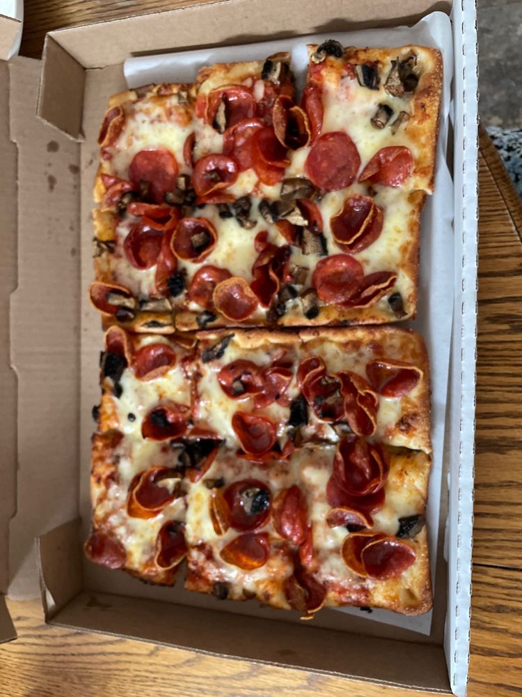 ANTONIO’S REAL ITALIAN PIZZA - Updated September 2025 - 14 Photos & 26 ...