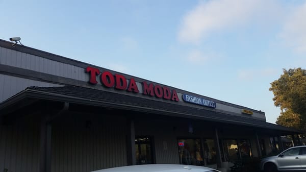 TODA MODA - Updated July 2025 - 23 Reviews - 2401 E Plz Blvd, National ...