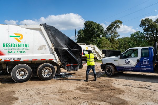 BEST TRASH - Updated May 2026 - 37 Photos & 39 Reviews - 26401 Fm 2978 ...