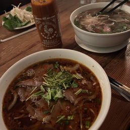 OMG PHO - Updated December 2025 - 152 Photos & 128 Reviews - 201 Vertin ...