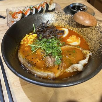 Kenji sushi store