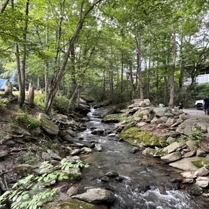 MOUNTAIN RIVER FAMILY CAMPGROUND - Updated January 2025 - 57 Photos ...