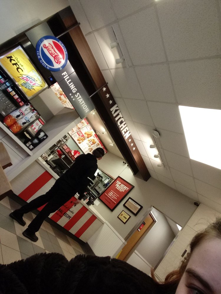 KFC - Updated August 2025 - 12 Reviews - 1917 Marion - Mount Gillead Rd ...