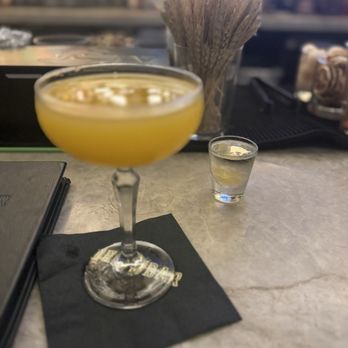 DRAWBAR - Updated July 2025 - 530 Photos & 176 Reviews - 1 Interlock ...