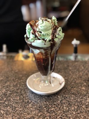 HOLSTEN’S - 370 Photos & 307 Reviews - Candy Stores - 1063 Broad St ...