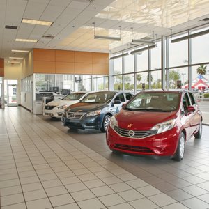 AUTONATION CHEVROLET ARROWHEAD - Updated September 2025 - 135 Photos ...