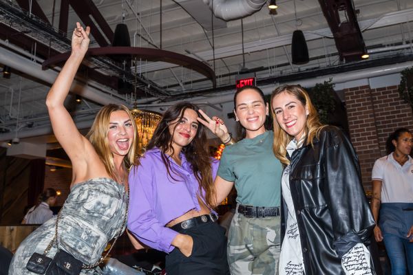 PUTTERY - Updated September 2025 - 170 Photos & 81 Reviews - 239 NW ...