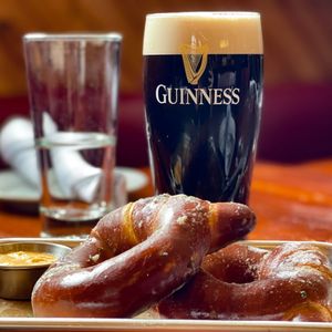 FIGARO’S - Updated October 2025 - 75 Photos & 203 Reviews - 105 Beach ...