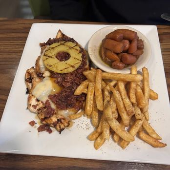 SAKONNET RIVER GRILLE - Updated July 2024 - 68 Photos & 133 Reviews ...