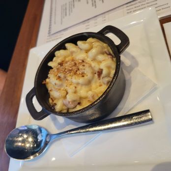 REPUBLIC GASTROPUB - Updated November 2025 - 484 Photos & 509 Reviews ...