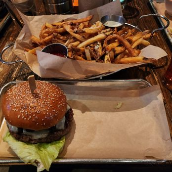5280 BURGER BAR - Updated September 2025 - 432 Photos & 598 Reviews ...