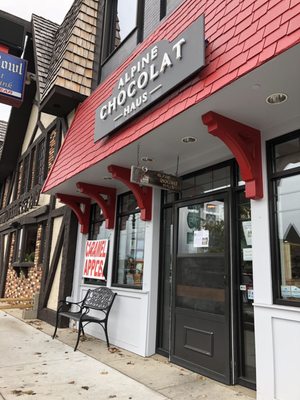 ALPINE CHOCOLAT HAUS - 56 Photos & 46 Reviews - Candy Stores - 208 W ...
