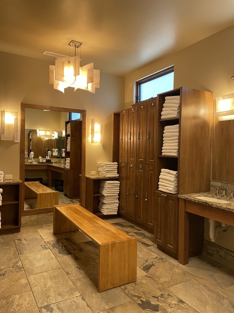 STONEBRIDGE INN - Updated May 2026 - 60 Photos & 75 Reviews - 300 ...