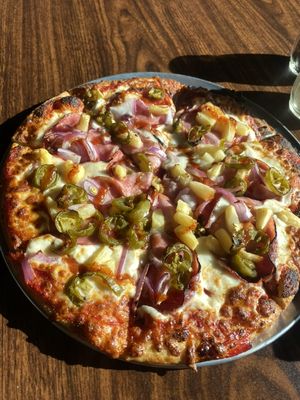 THE WOLF DEN BAR AND GRILL - Updated February 2025 - 66 Photos & 13 ...