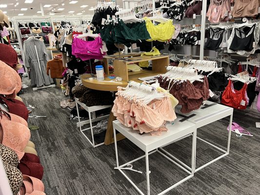 TARGET - Updated August 2025 - 552 Photos & 85 Reviews - 2070 Sam ...