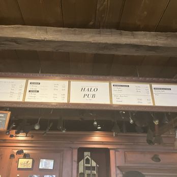 HALO PUB - Updated August 2025 - 300 Photos & 535 Reviews - 9 Hulfish ...