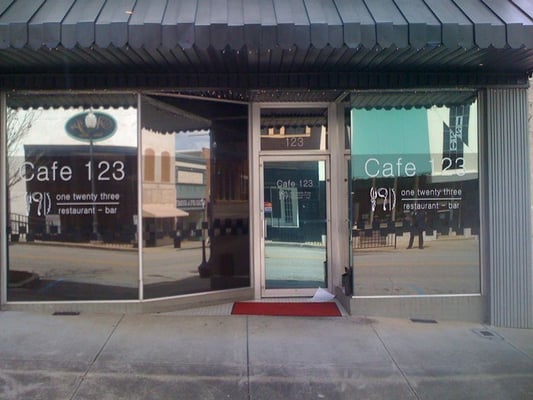 CAFÉ 123 - Updated October 2025 - 69 Photos & 90 Reviews - 123 S 8th St ...