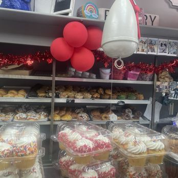 MORETTI BAKERY - Updated September 2024 - 105 Photos & 80 Reviews - 640 ...