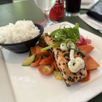 CAFÉ JULIA HAWAII - Updated June 2024 - 1031 Photos & 343 Reviews ...