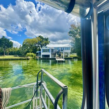 FUN 2 DIVE MANATEE TOURS - Updated January 2026 - 413 Photos & 236 ...