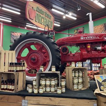 CENTER GROVE ORCHARD - Updated January 2026 - 101 Photos & 40 Reviews ...