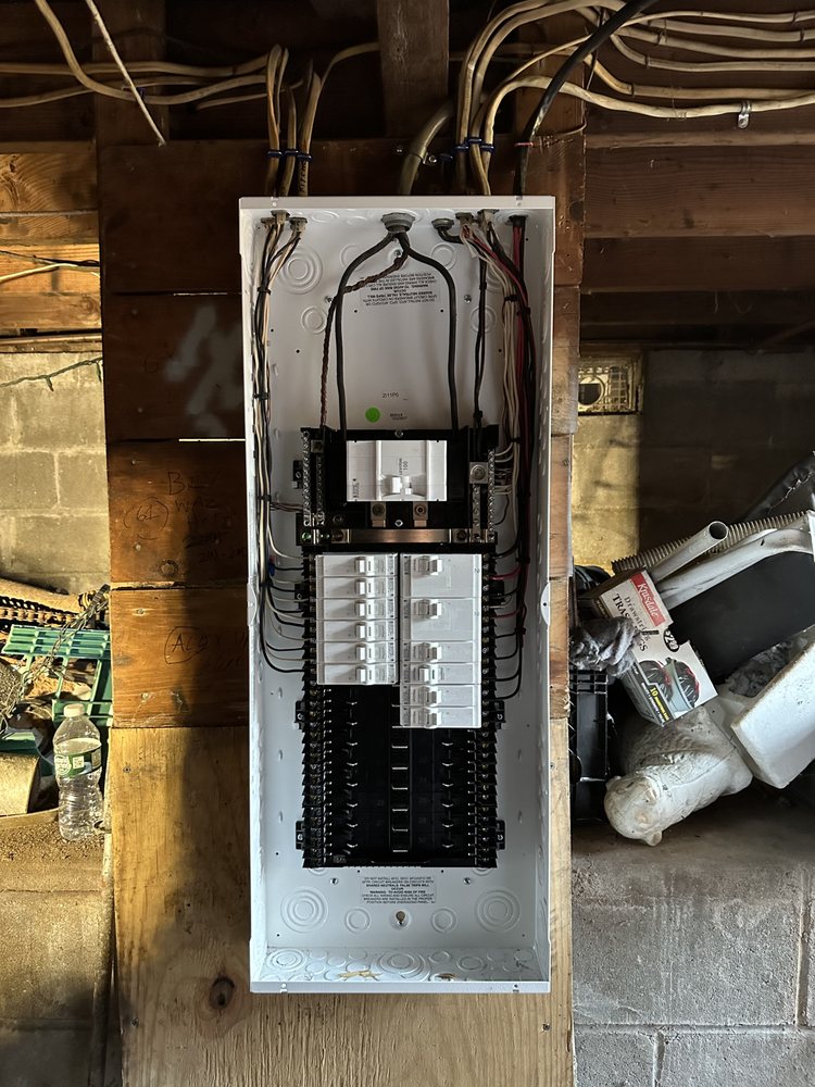 C & L Electric - Updated October 2025 - 11 Photos - 14 Reviews - 109 Holbrook St, Patchogue, New ...