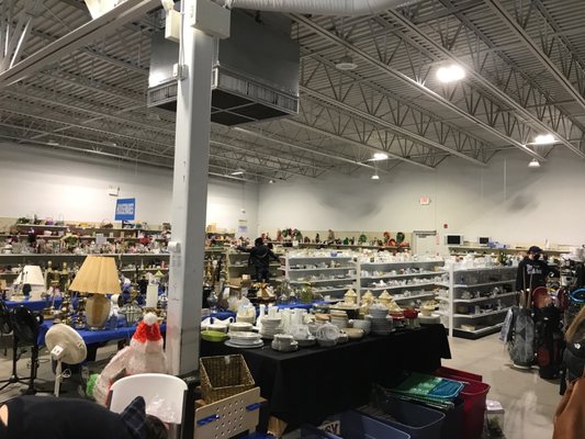 GOODWILL STORE & DONATION CENTER - Updated October 2025 - 12 Reviews ...