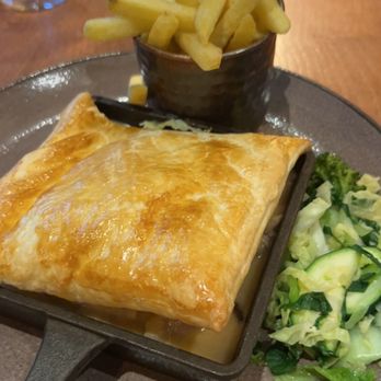 BADGER & CO - Updated July 2025 - 138 Photos & 64 Reviews - 32 Castle ...