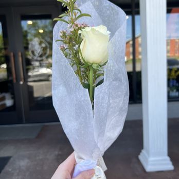 ROSE HILL FLOWERS - Updated September 2024 - 134 Photos & 111 Reviews ...