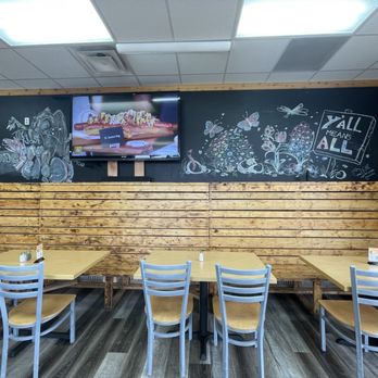 SUM’NA EAT - Updated January 2026 - 92 Photos & 25 Reviews - 1303 W 7th ...