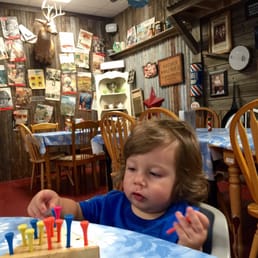 AMISH COUNTRY STORE & RESTAURANT - Updated November 2025 - 125 Photos ...