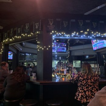 MOLLY’S PUB - Updated December 2025 - 32 Photos & 72 Reviews - 24905 ...