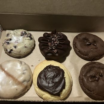 RUBYSNAP FRESH COOKIES - Updated October 2025 - 879 Photos & 701 ...