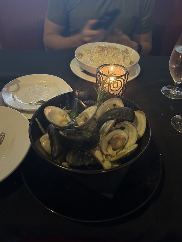 ROMA ITALIAN RESTAURANT - Updated December 2025 - 65 Photos & 109 ...