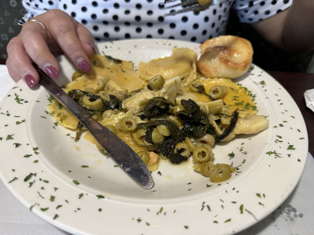 MEEF’S PASTERIA - Updated November 2025 - 11 Reviews - 2495 Commons ...