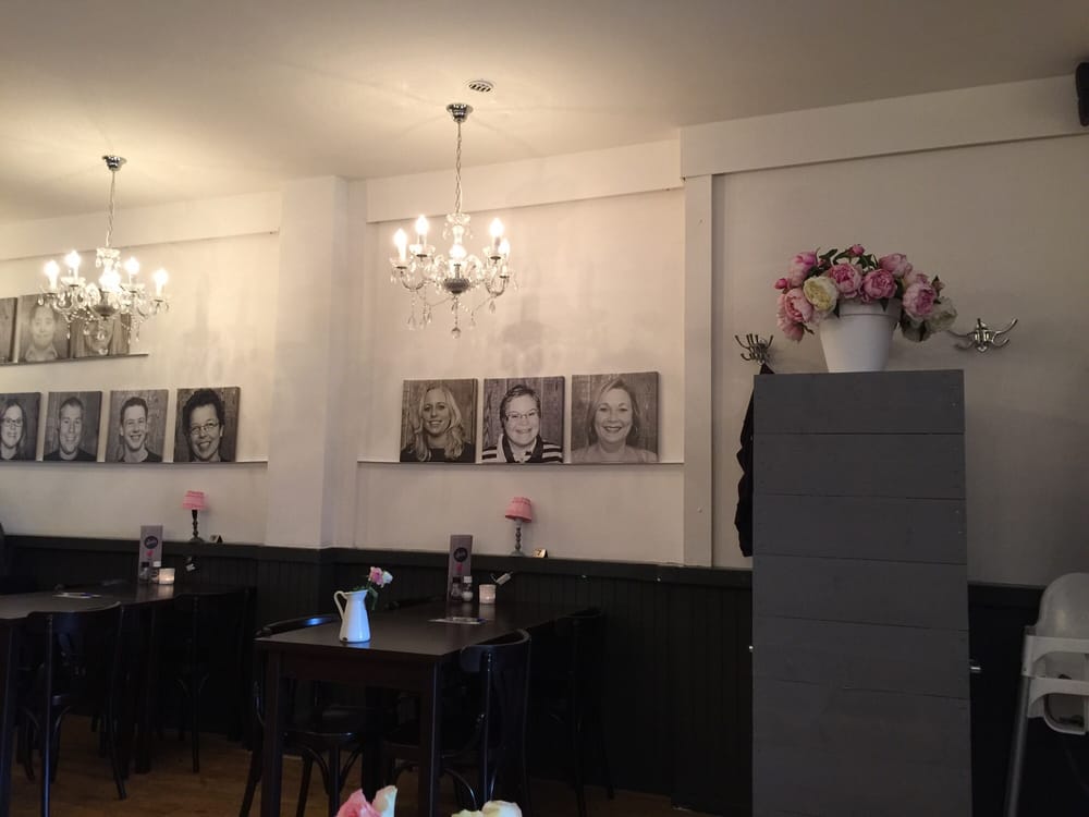 JUULS - Updated August 2024 - 11 Photos - Markt 10, Gouda, Zuid-Holland ...