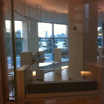 POETS HOUSE - Updated October 2025 - 49 Photos & 41 Reviews - 10 River ...