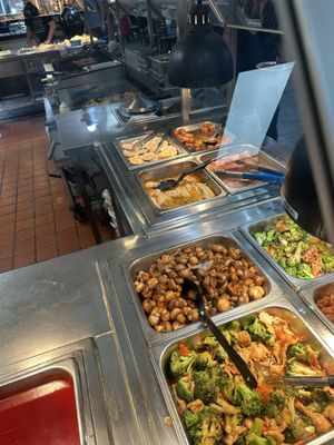 GRAND BUFFET - Updated December 2025 - 47 Photos & 26 Reviews - 6612 ...