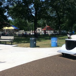 WABUN PICNIC AREA - 29 Photos - 4655 46th Ave S, Minneapolis, Minnesota ...