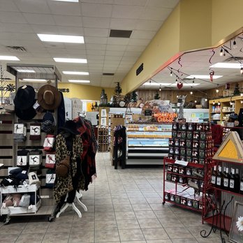 SIMON’S SPECIALTY CHEESE - Updated December 2025 - 99 Photos & 74 ...