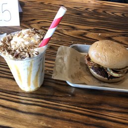 LR BURGER - Updated October 2025 - 64 Photos & 139 Reviews - 202 E ...