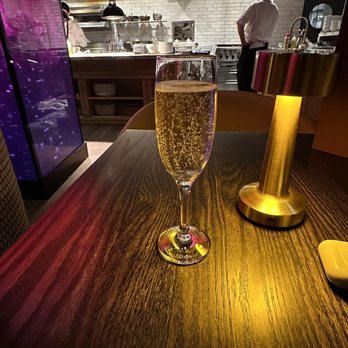 MAXIME’S - Updated November 2025 - 31 Photos & 15 Reviews - 77 Portland ...