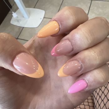 LUNA NAILS & SPA - Updated June 2024 - 414 Photos & 146 Reviews - 910 N ...