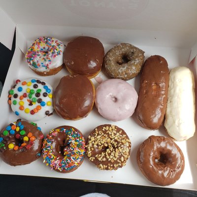 TONY’S DONUTS - HAZELWOOD - Updated May 2025 - 125 Photos & 129 Reviews ...