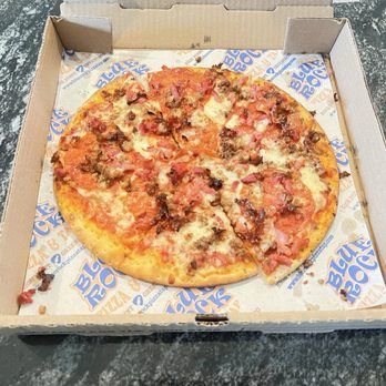 BLUE ROCK PIZZA & TAP - Updated October 2025 - 176 Photos & 202 Reviews ...